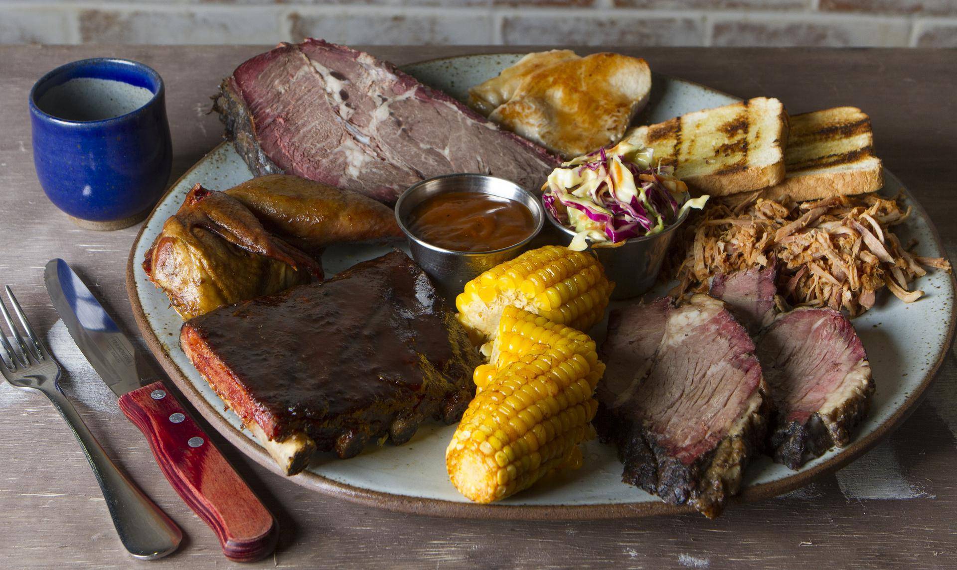 Churrasco texano em Santos: conheça o BOS BBQ | Juicy Santos