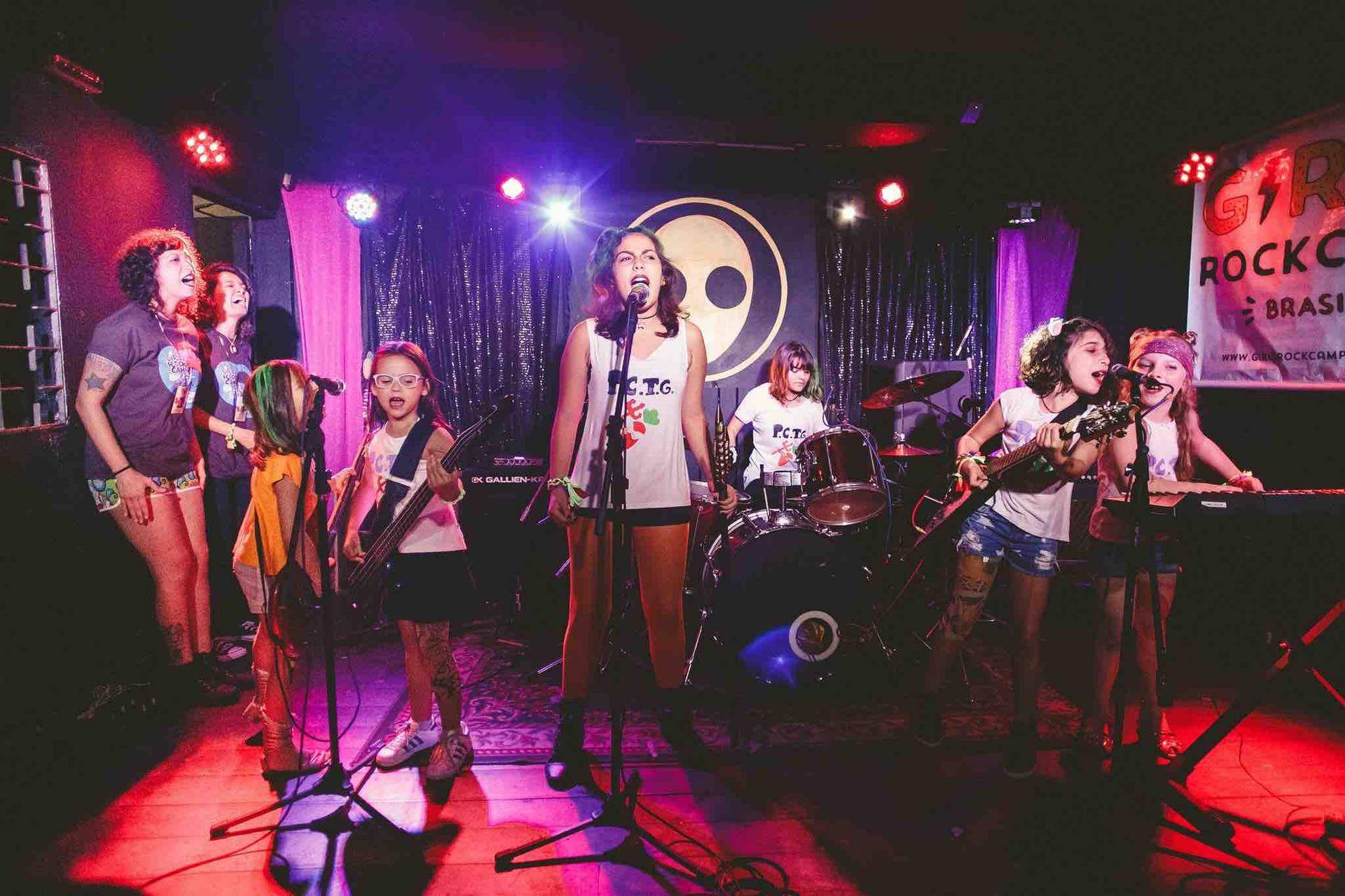 Ajude o Girls Rock Camp Brasil | Juicy Santos