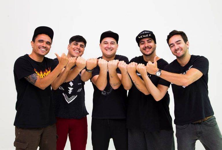 Cantores de Santos: conheça e se apaixone por esses 5 talentos | Juicy ...