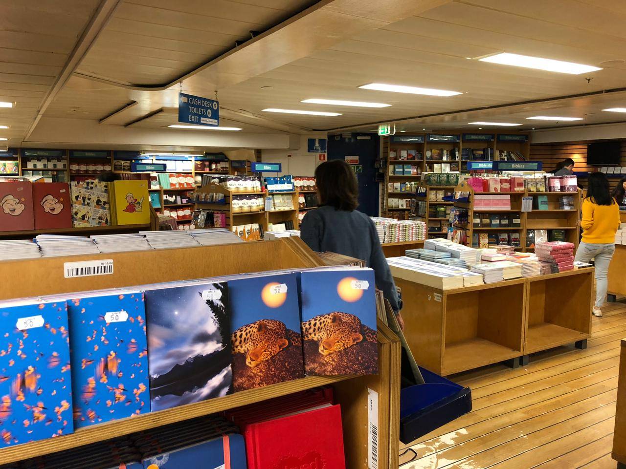 Por dentro do Logos Hope em Santos: a maior livraria flutuante do mundo ...