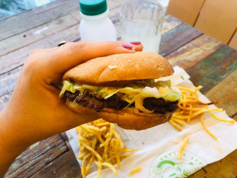 Charlie’s Ultra Smash: provamos a novidade do ultra smash burger em ...