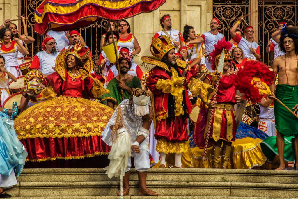 Maracatu em Santos: o Quiloa mantém a tradição da cultura popular viva ...