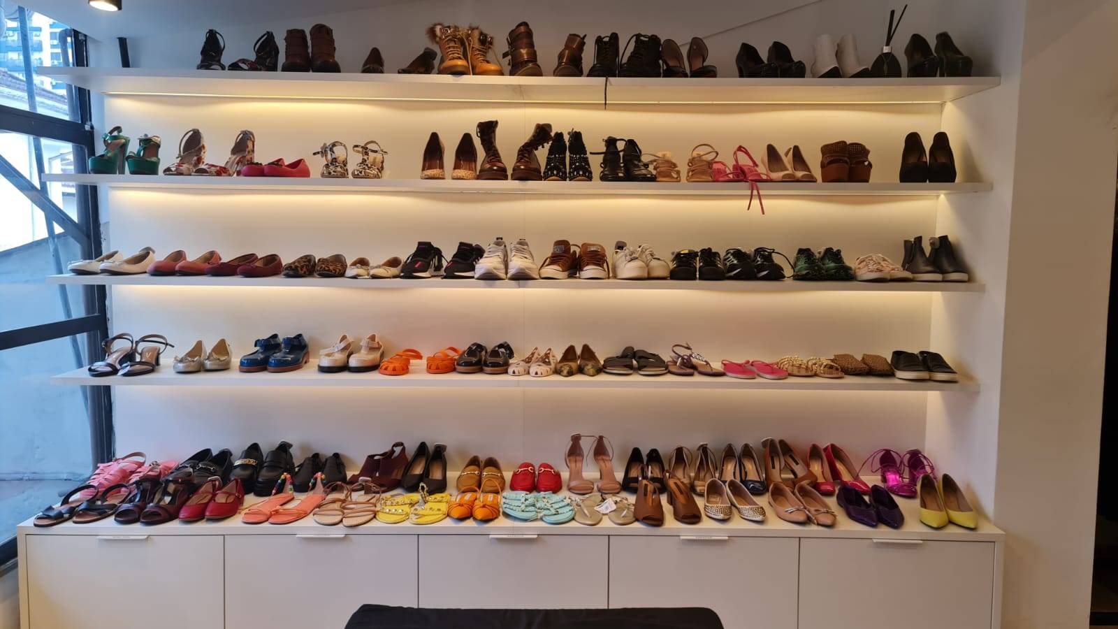 Peça Rara: 5 motivos para conhecer este brechó em Santos | Juicy Santos