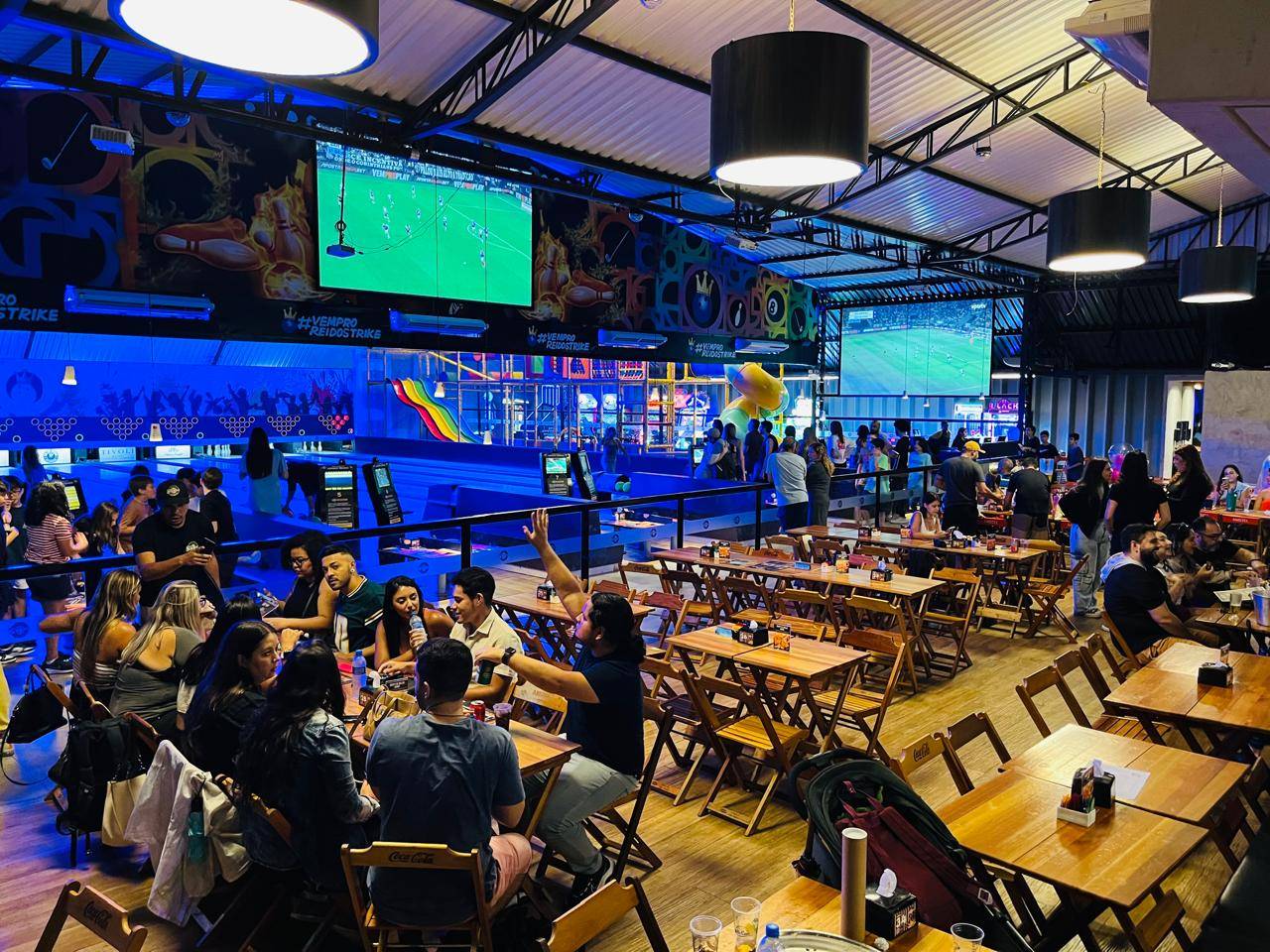 Rei do Strike, um lugar incrível para fazer confraternização em Santos ...