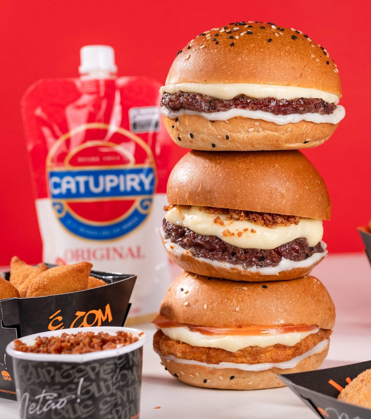 Colab entre Netão e Catupiry® é novidade na Bom Beef Burgers | Juicy Santos